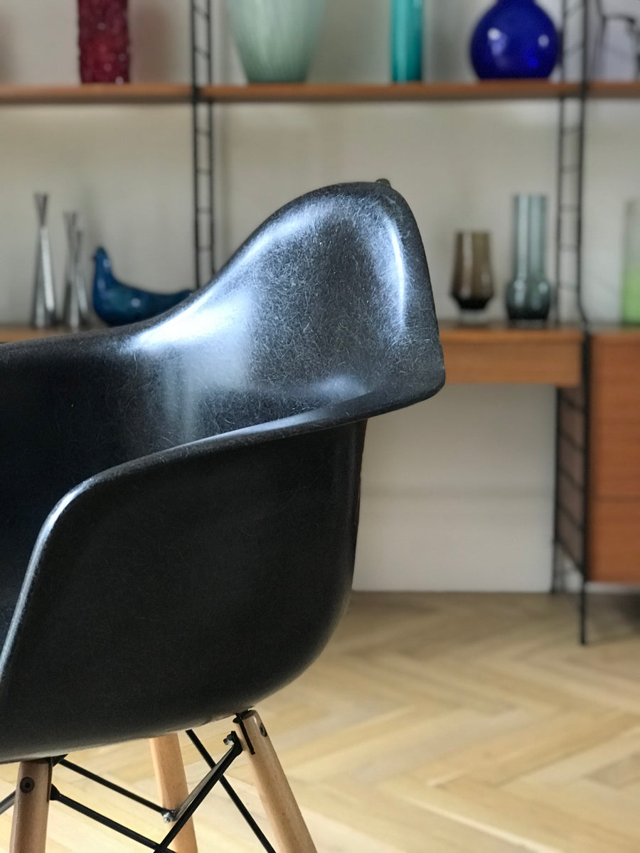 Eames DAW chair for Herman Miller – Etch Interiors